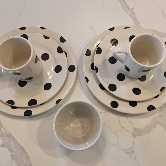 kate spade | Dining | Kate Spade New York Lenox Black Polka Dot 2 Sets ...